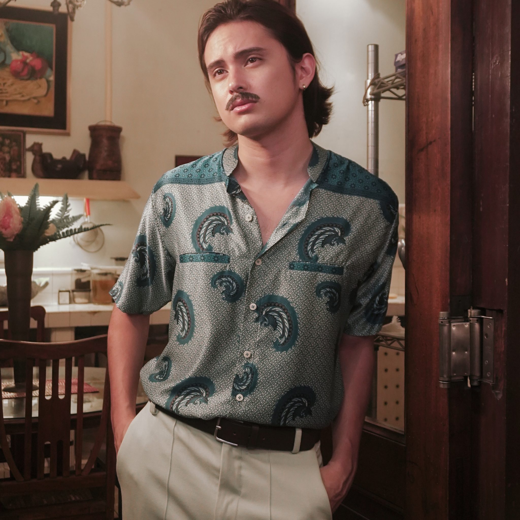 James Reid Gives us a Look Behind the Scenes of his "Hello" Music Video ...