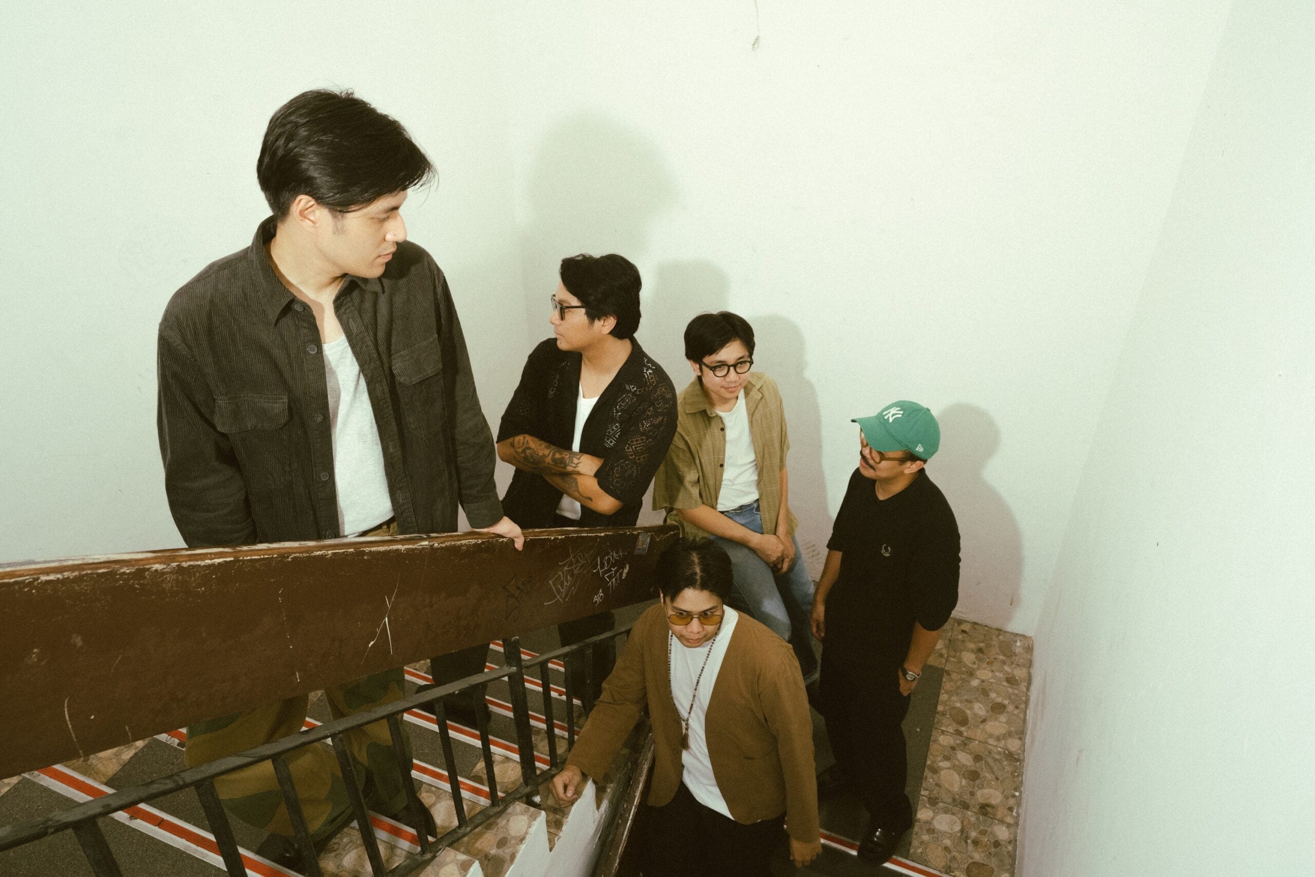 SOS Embraces Intimacy with New Single “Roses” Off Upcoming EP, Welcomes ...