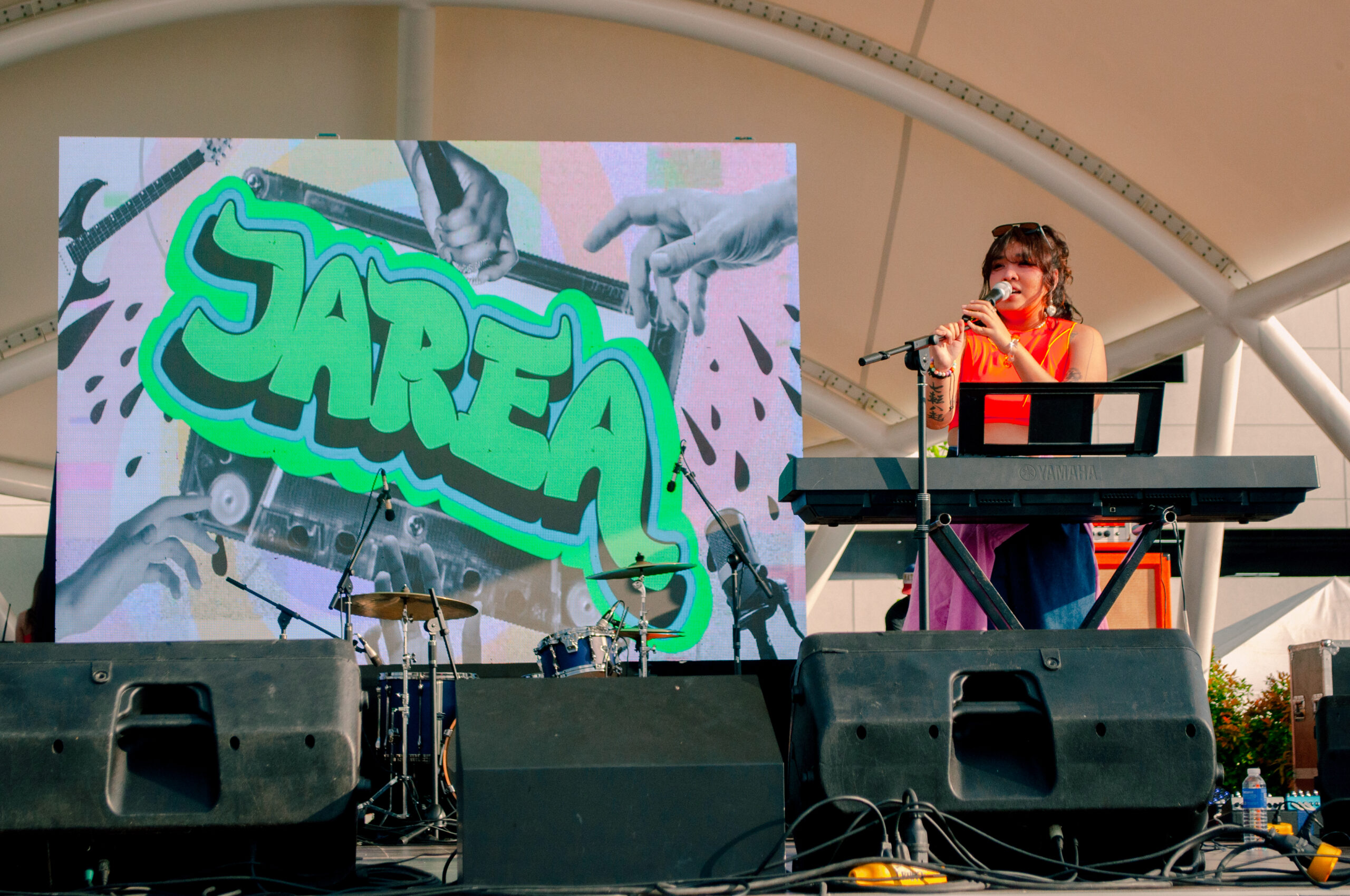 Maki gives new meaning to warmth with 'Kahel na Langit' - MYX Global